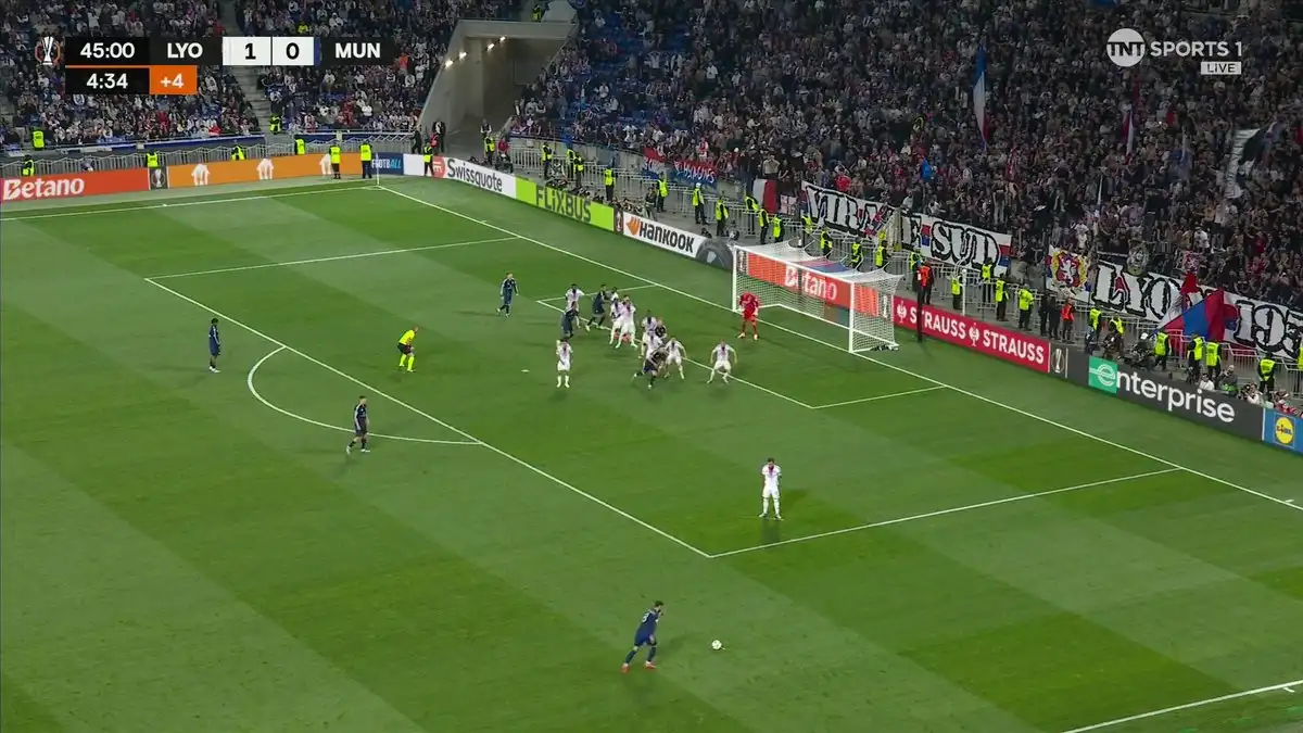 Watch Live TNT Football Matches Online Anytime Anywhere